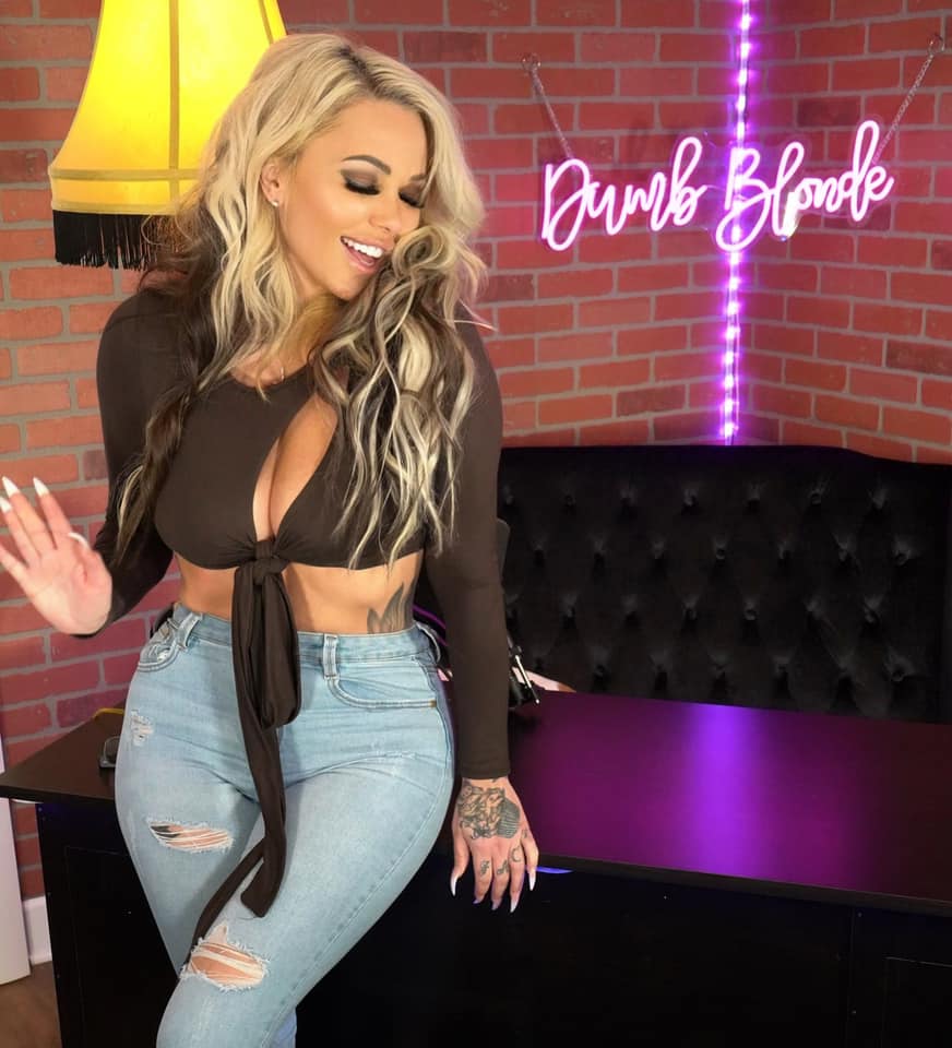 Bunnie Xo New Season Of Dumb Blonde Podcast Drops Facebook 9917