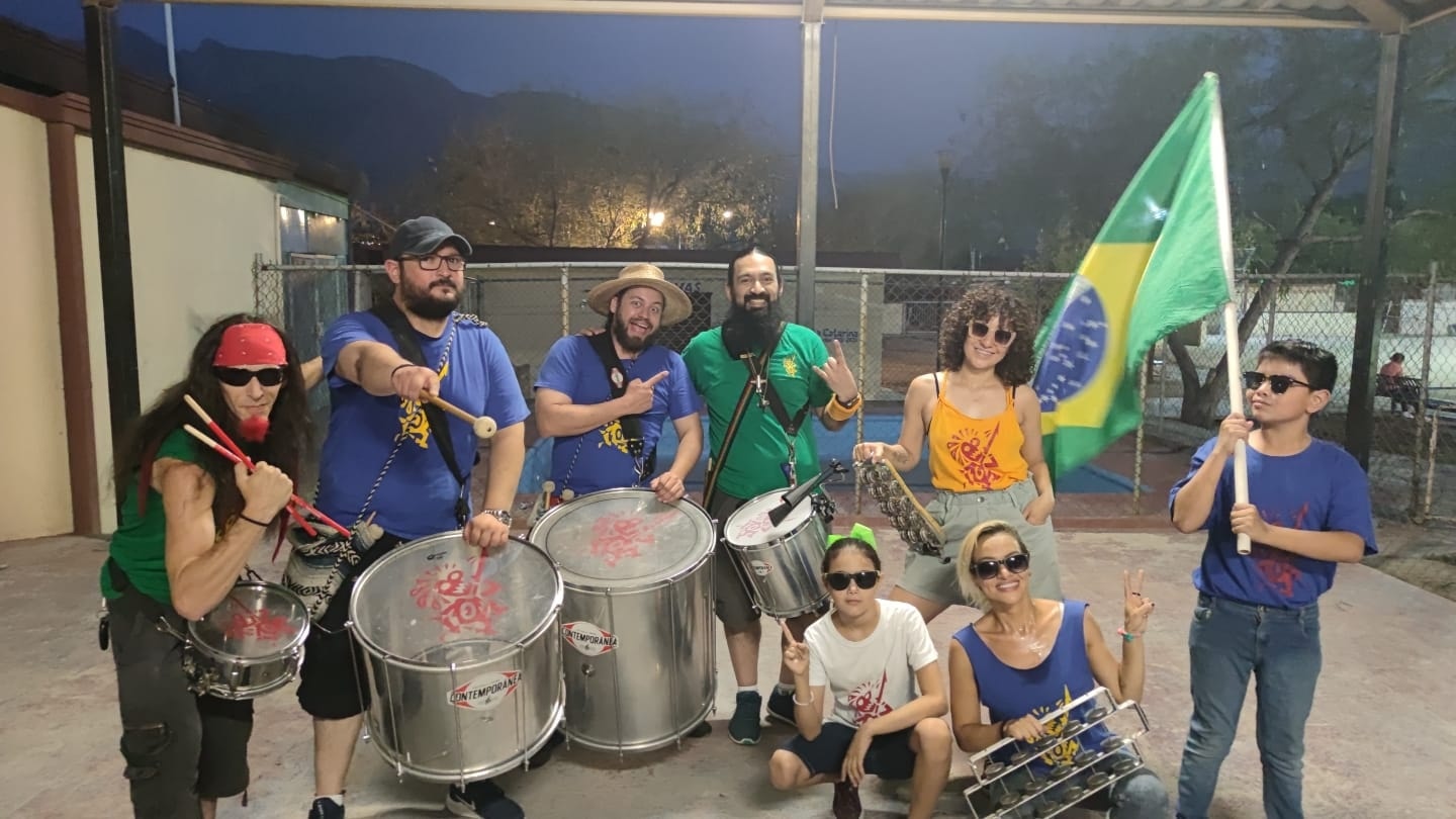 Batucada Samba Do Norte Kwyjibo