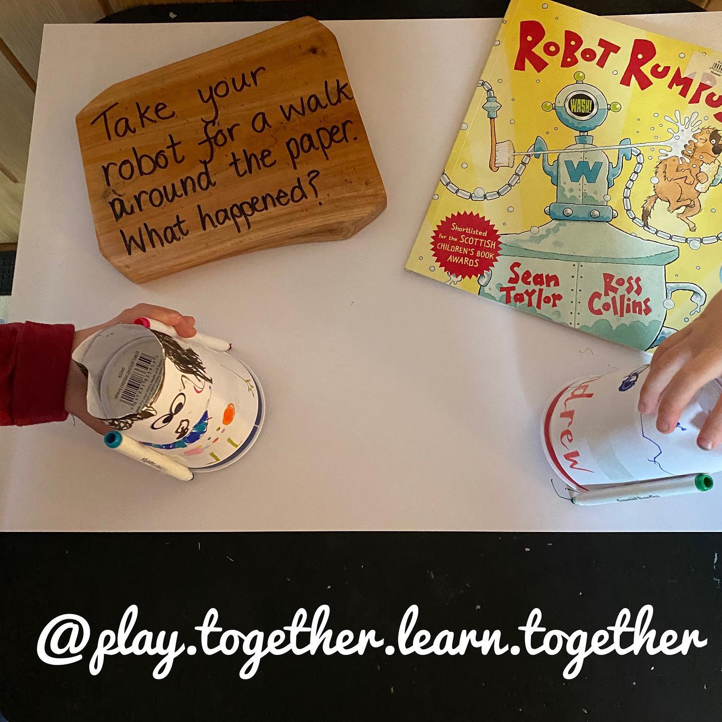 🤖 R IS FOR ROBOT 🤖 The... - Play Together Learn Together | Facebook
