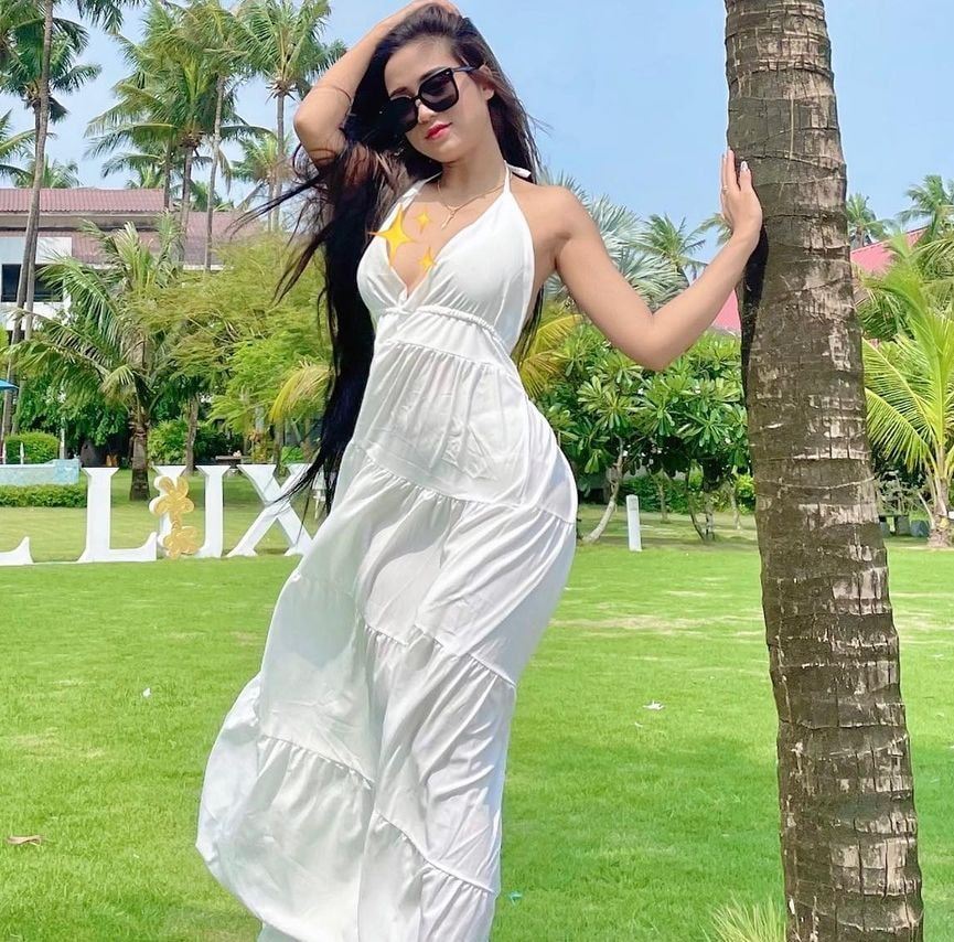 Myanmar Sexy Model