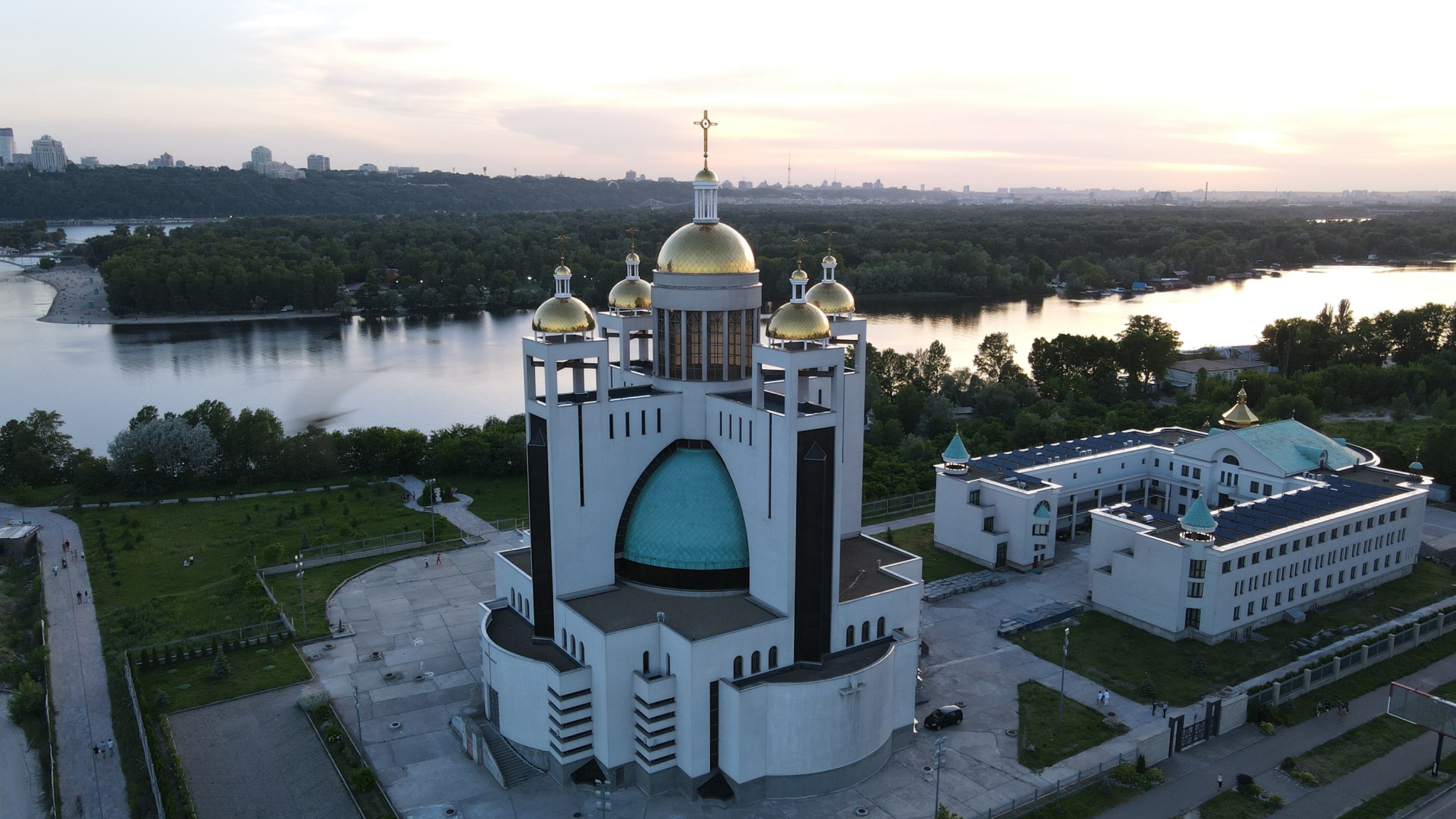 Екологічне Бюро УГКЦ Ви брати як майбутні душпастирі покликані