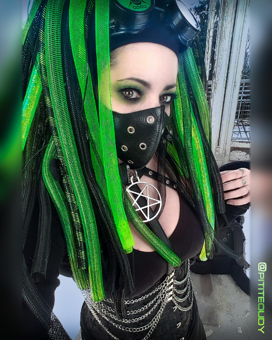 💚☢️ Pitite Oudy Cute Goth Cybergoth