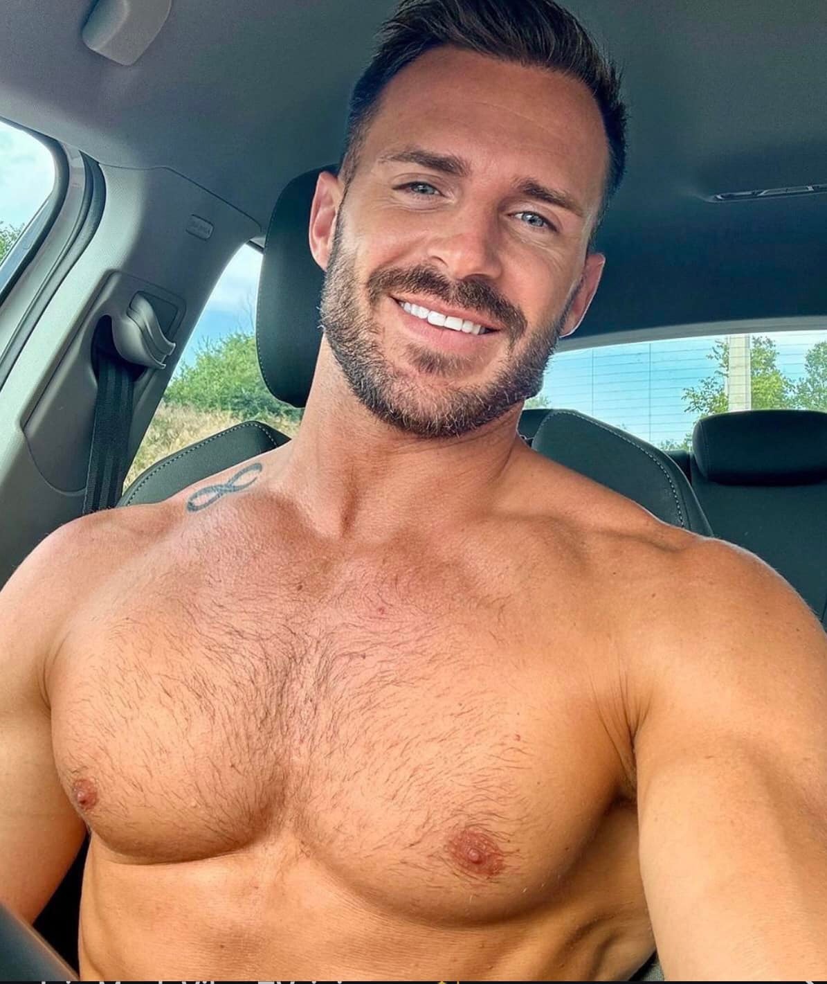 Hot Hunk Sexy Man Shirtless Pics Malemodel