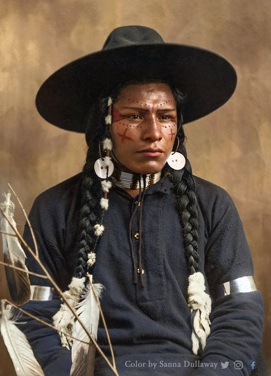 Sanna Dullaway Colorization Artist