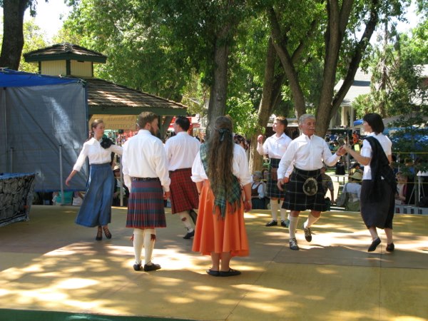 Red Thistle Dancers Scottish Dancing And Music Its Throwbackthursday