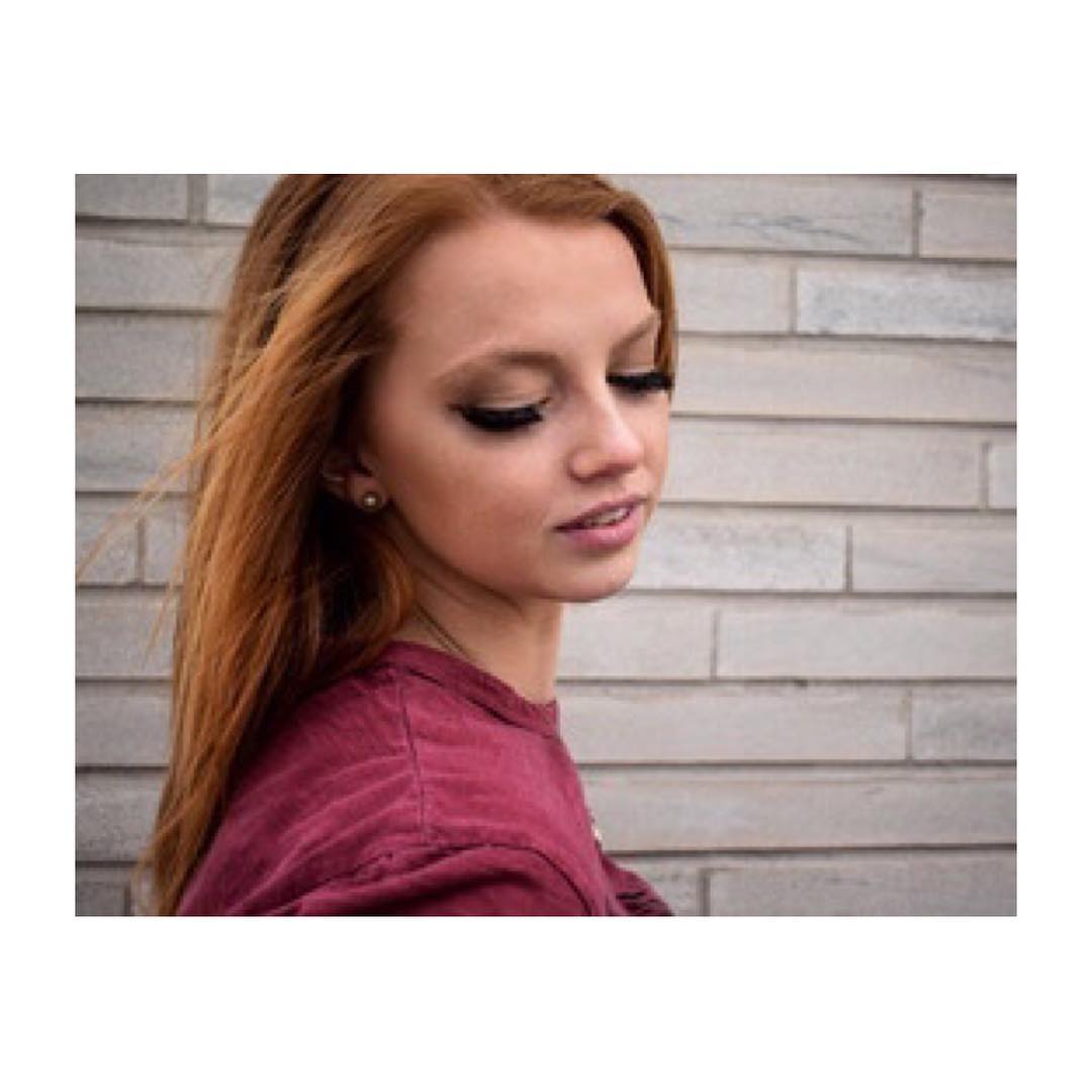 Fit Redhead I Believe All Women Are Pretty Without Makeup But With The Right Makeup Can Be