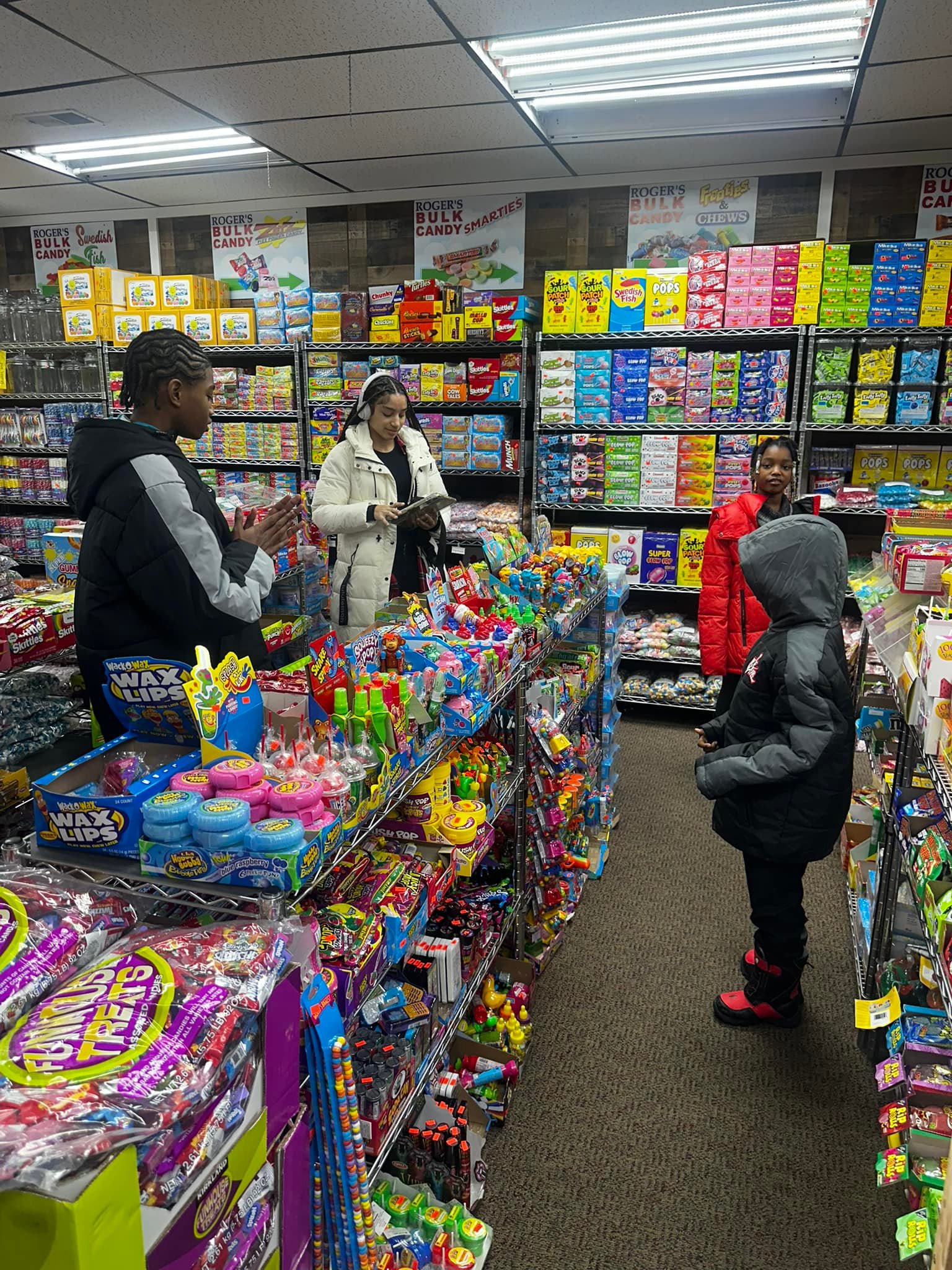 Roger's Bulk Candy and Ice Cream | Eastpointe MI