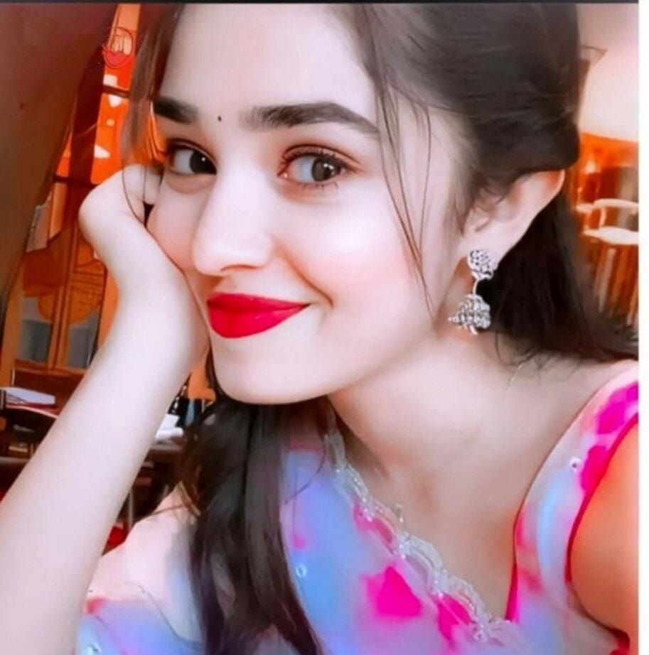 Viral Girl
