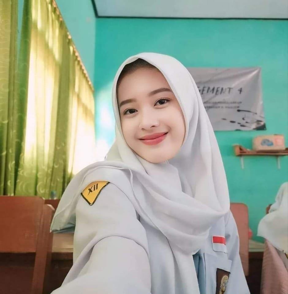 Pelajar Cantik 4793