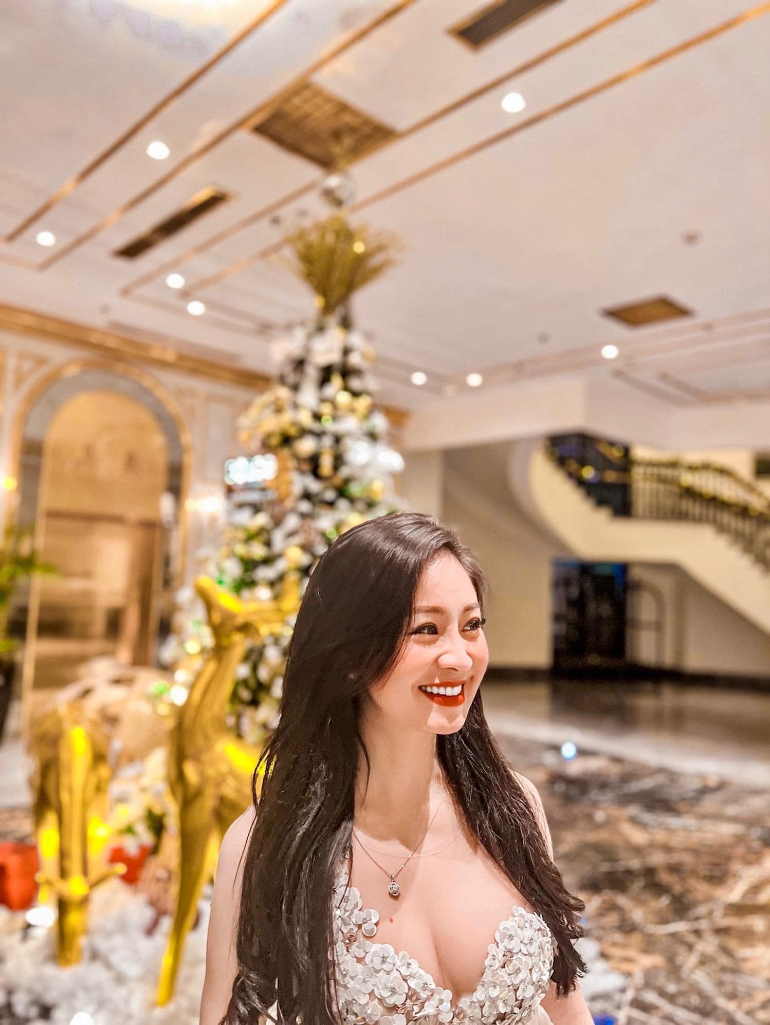 Nguyễn Trâm Anh 9326