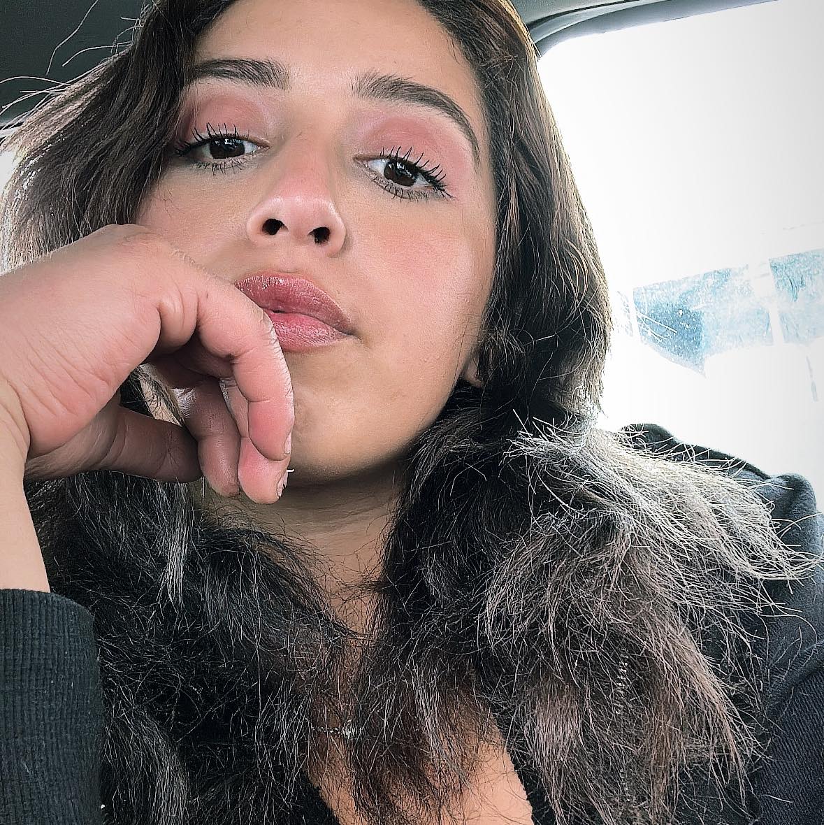 Ruby Sofia 9339