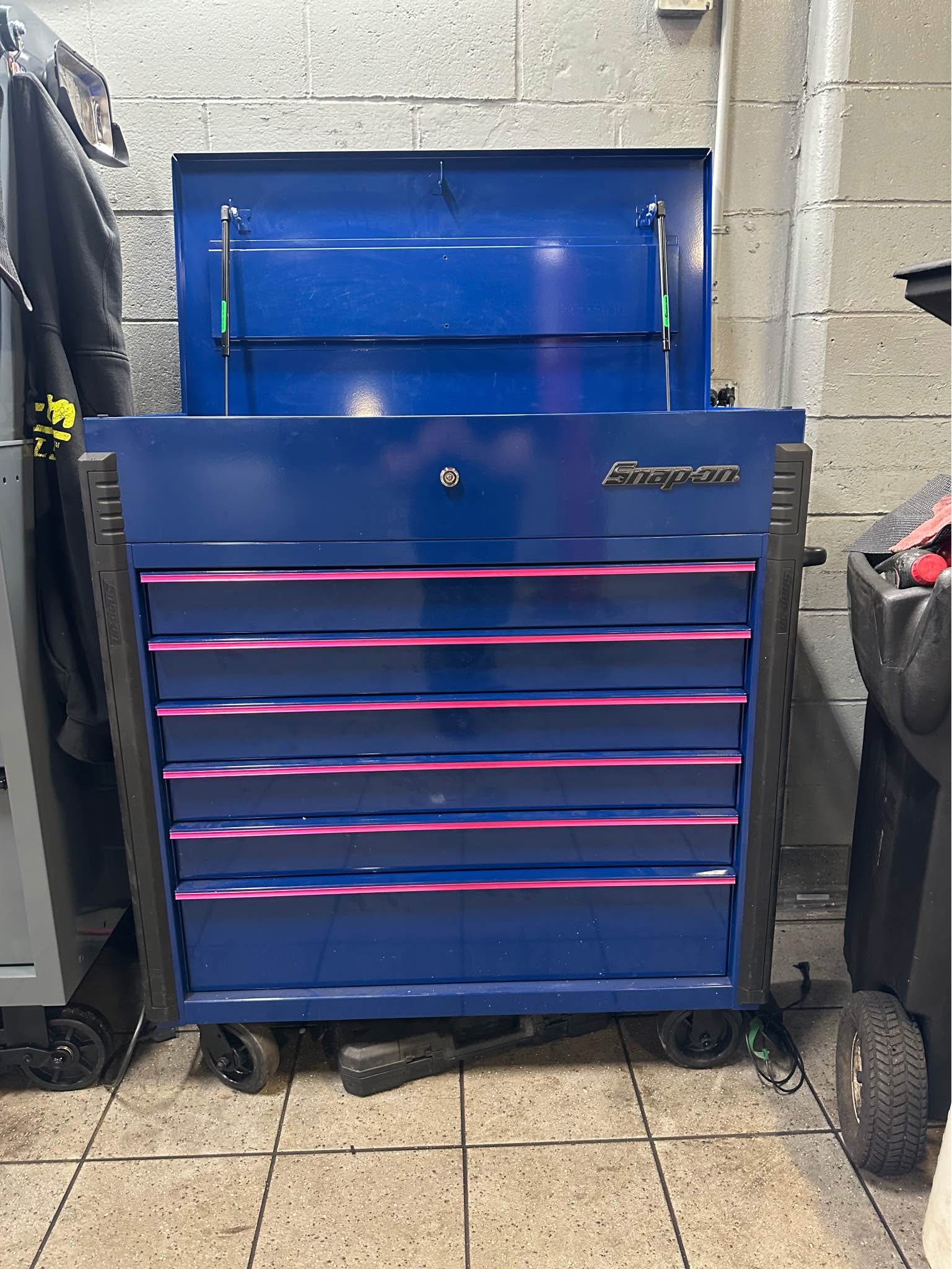 40” Six Drawer Roll Cart Midnight Blue With Pink Trim And Blackout