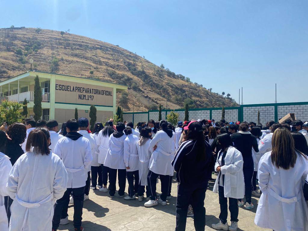 La Epo 197 Atentos Escuela Preparatoria Oficial Núm 197