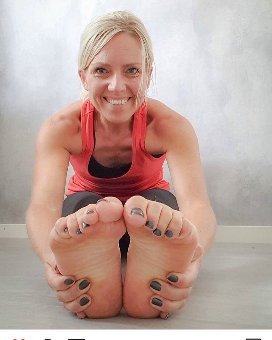 Toes Soles Legs Arches Feet Paulina Of Myfeet Portfolio