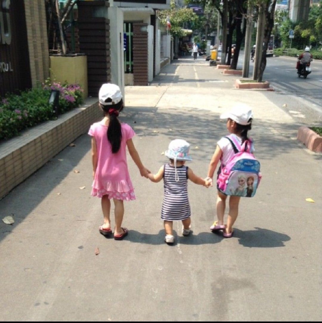 ผิงผิง อิงอิง ถิงถิง Triple Girl Shop