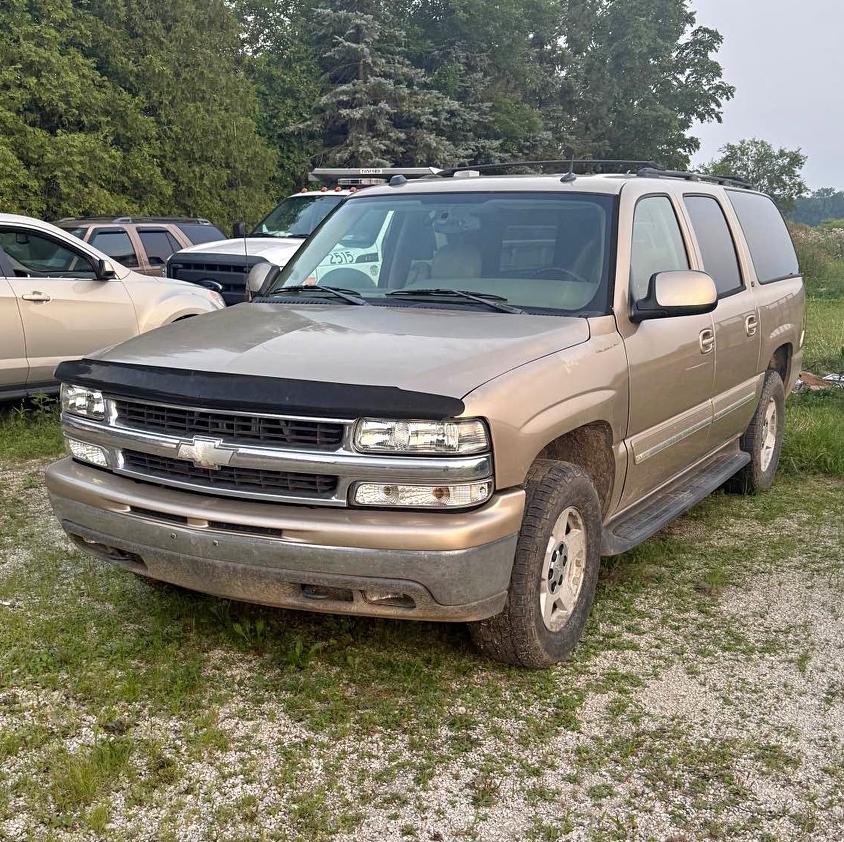 2005 Chevrolet Suburban 1500 · Lt Sport Utility 4d