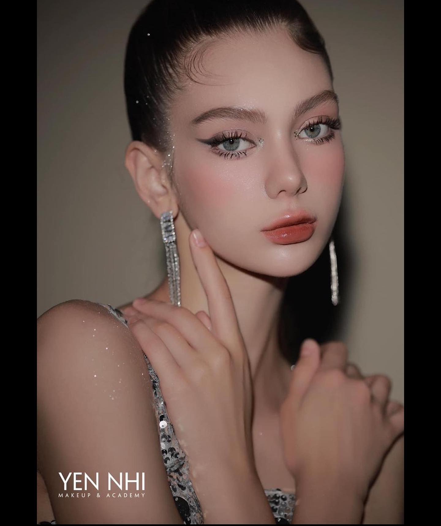 Our Gorgeous Model Poli Bond ️ Mag Model Agent Group