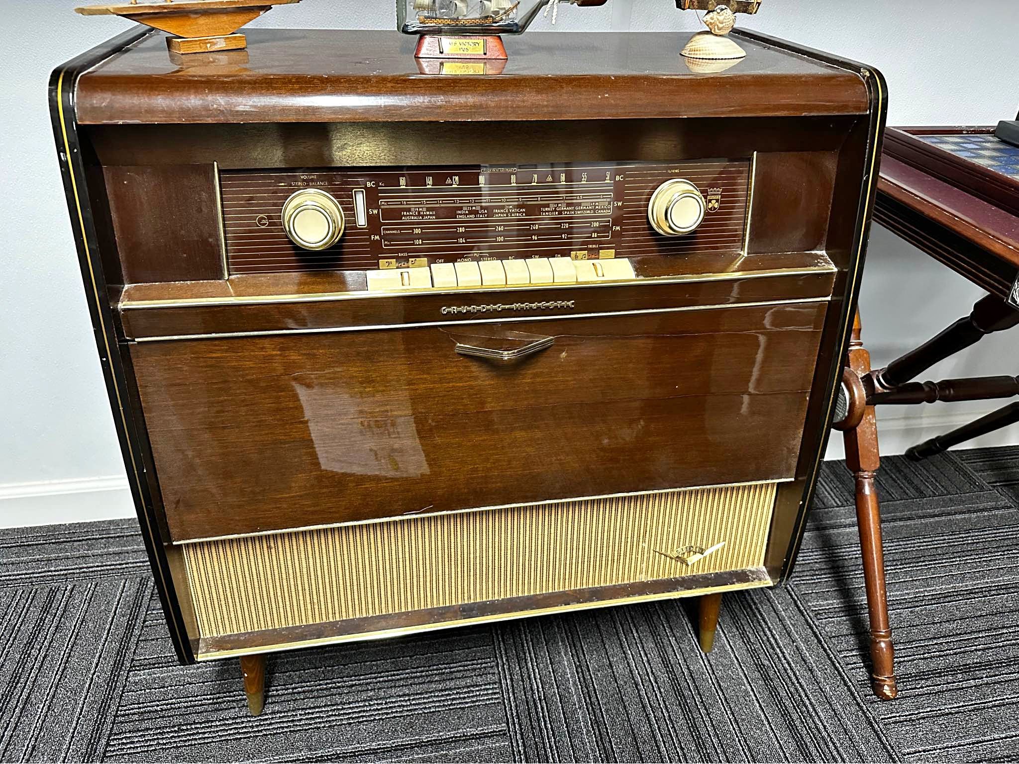 Grundig Stereo Console So 10260 Px Radios Nashville Tennessee