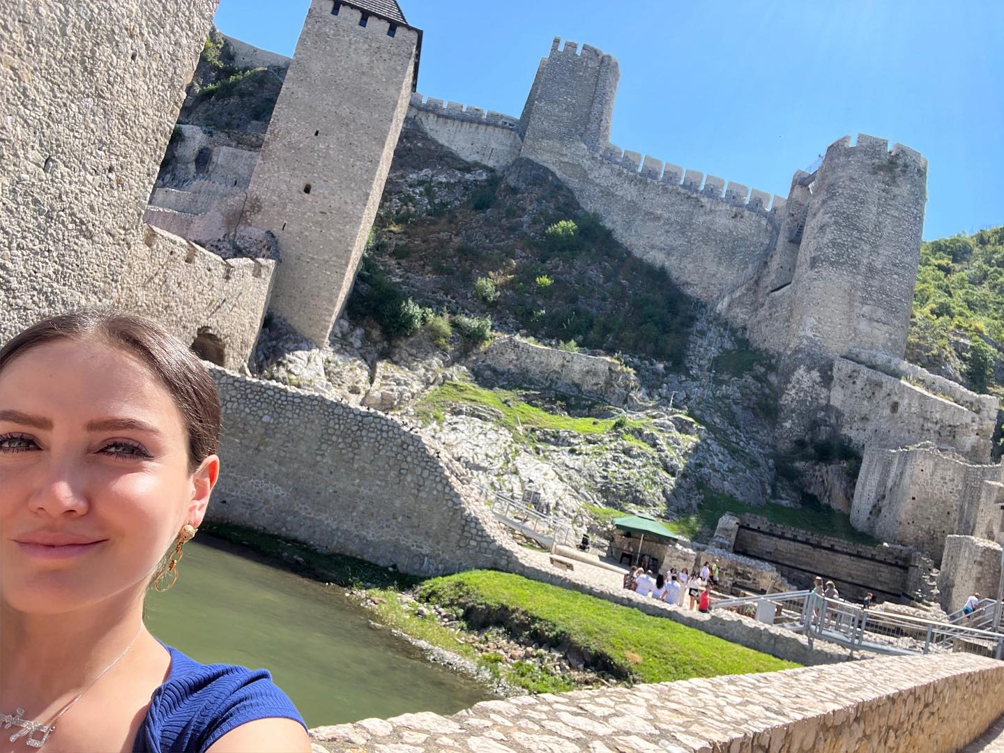 Celia Lora 🇷🇸 Serbia