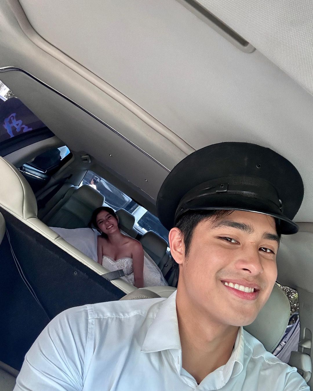 Philippine Star Selfie Muna Bago Itanan Si Ling 😂🫣