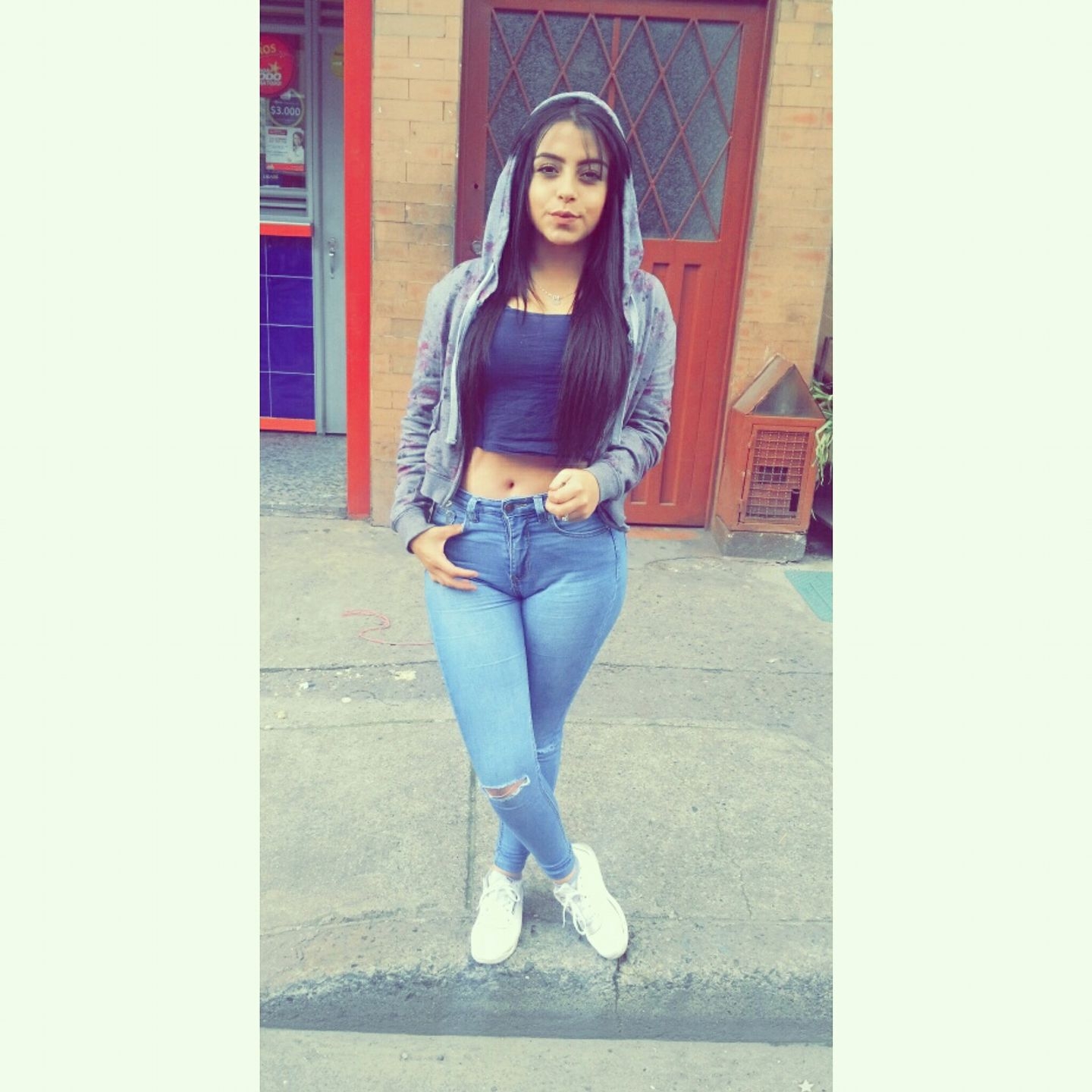 Lorena Álvarez 8847