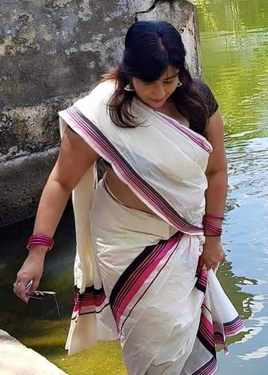 Lakshmi Nair Aunty 💜 Spicy Actress Updates Facebook