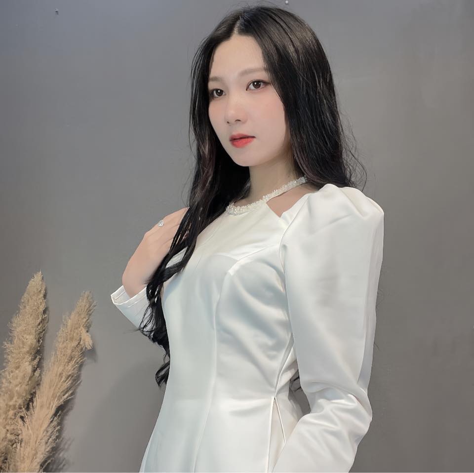 Phạm Thu Hồng