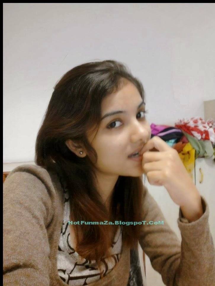 Pakistani Girls With Mobile Numbers