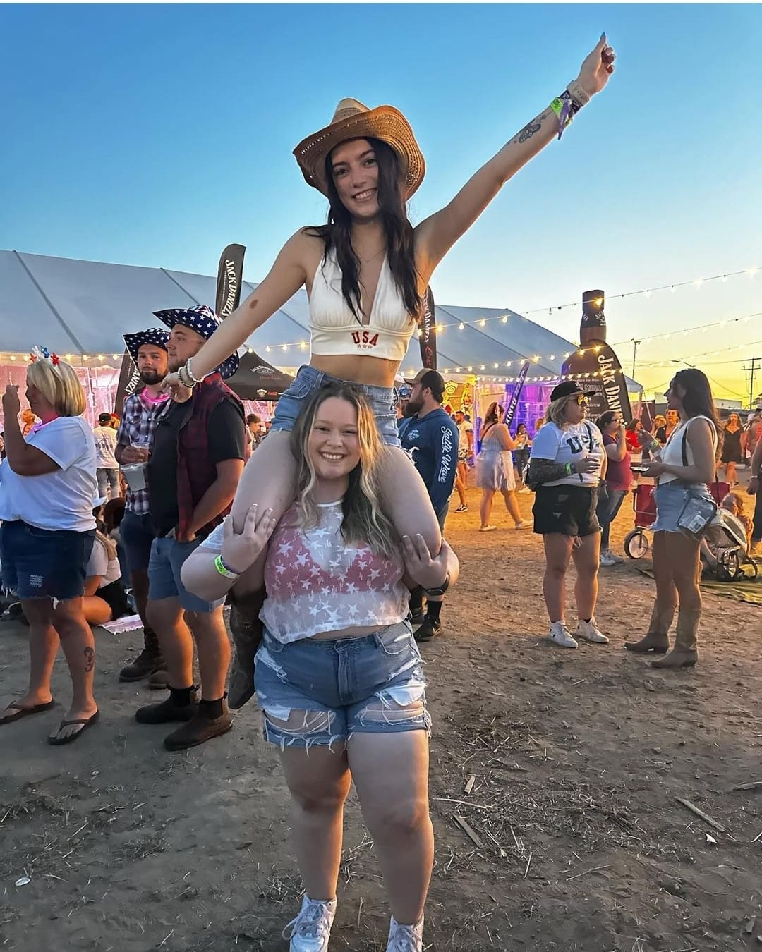 Bbw Lifting Skinny Girls